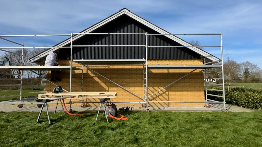 AluWood installation guide - WoodUpp